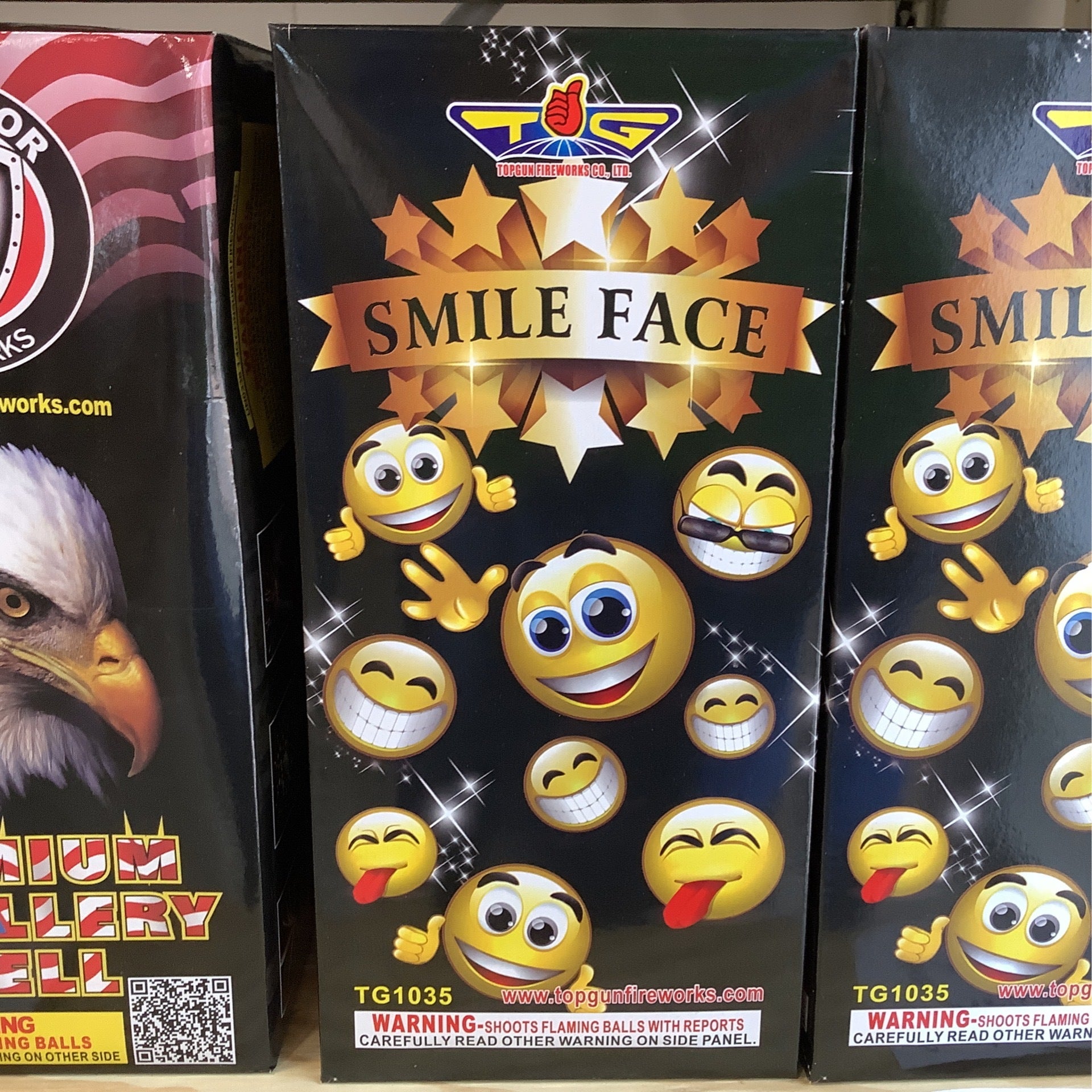 Smile Face Shells | KG Fireworks Warehouse - South Range, Wisconsin